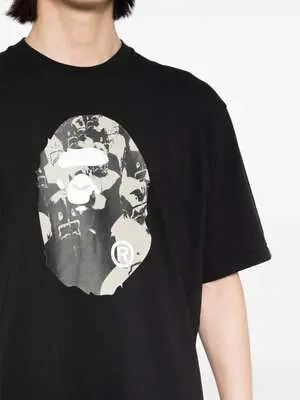 A BATHING APE Graphic Print T-shirt - Black