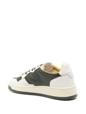 AUTRY Medalist Leather Sneakers