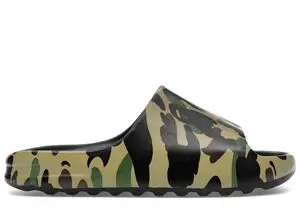A BATHING APE 1st Camo Slide - Yellow Camo