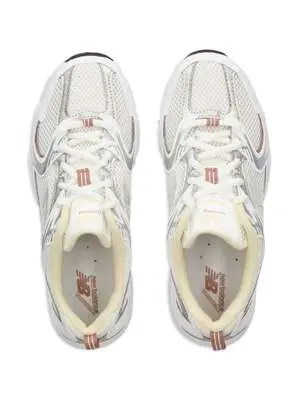 NEW BALANCE Mr530 Low-top Sneakers