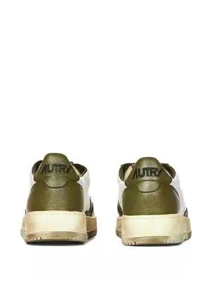 AUTRY Sup Vint Low Leather Sneakers