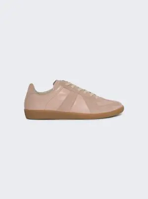 Maison Margiela Contrast Stitching Shoes For Men