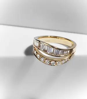 ANITA KO 18kt Ring With Diamonds