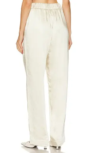 L'academie Sadia Pant