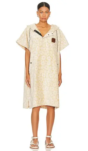 SLOWTIDE Ginny Poncho - Tan