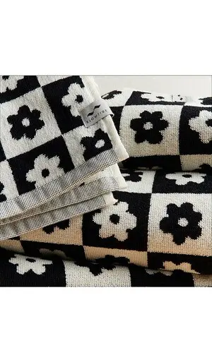 SLOWTIDE Gigi Hand Towel