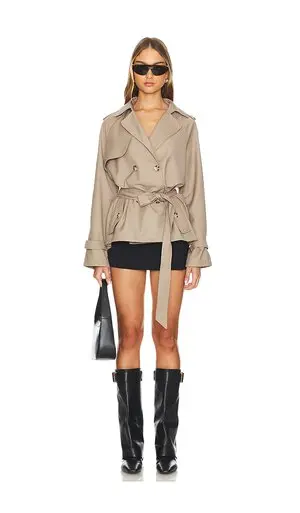 Lioness Cropped Trencherous Coat