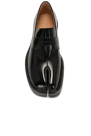 MAISON MARGIELA Tabi County Loafer