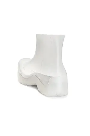 Bottega Veneta Puddle Ankle Boots - Glass