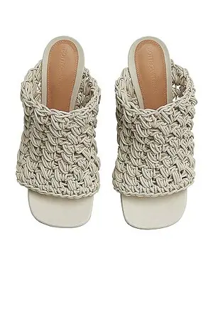 Bottega Veneta The Board Mules In Crochet Textile - Wax