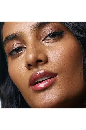 U BEAUTY The Plasma Lip Compound Tinted