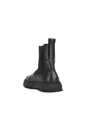 VIRON Chelsea Boot