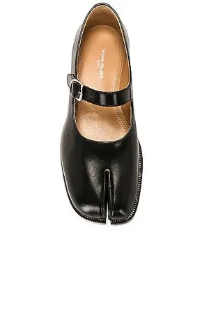 MAISON MARGIELA Tabi Mary Jane
