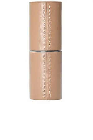 LA BOUCHE ROUGE PARIS Refillable Leather Case - Camel