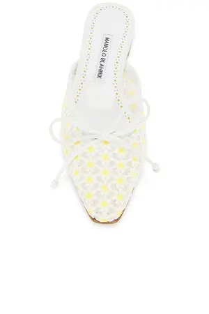 Manolo Blahnik Ballerimu Lace Flat
