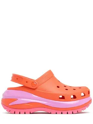 CROCS Classic Mega Crush Clogs - Lava