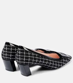 ROGER VIVIER Belle Vivier 45 Bouclé Pumps - Black