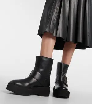 ROGER VIVIER Viv' Rangers Combat Boots