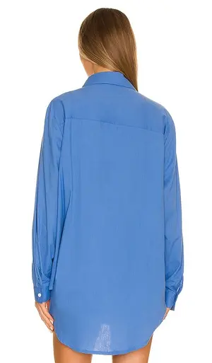 SNDYS. Bello Button Up