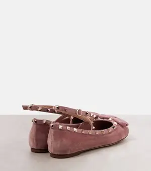 Valentino Garavani Rockstud Velvet Ballet Flats With Ankle Strap - Pink
