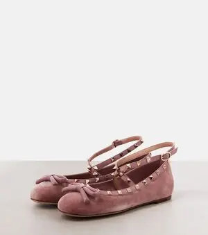 Valentino Garavani Rockstud Velvet Ballet Flats With Ankle Strap - Pink