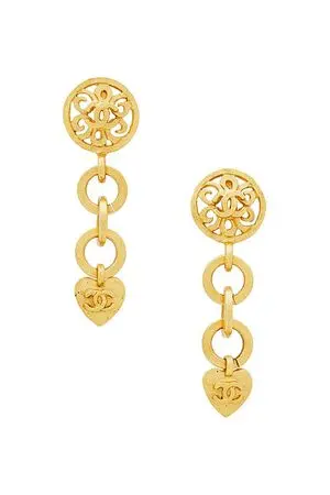 Chanel 1995 Cc Heart Clip-on Earrings - Gold