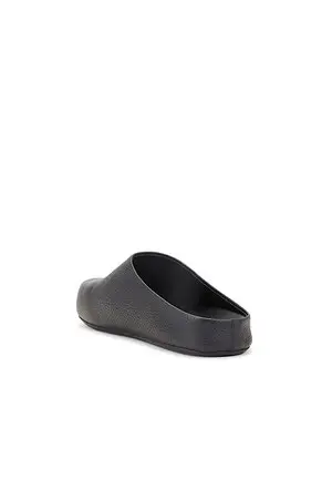 Marni Fussbett Sabot