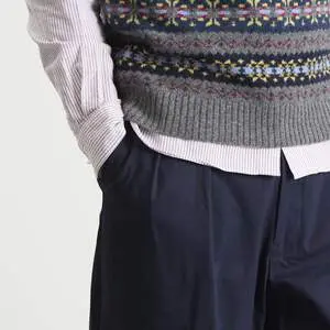 BEAMS 2 Pleat Chino - Navy