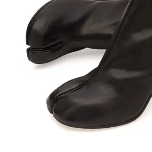 MAISON MARGIELA Tabi Boots