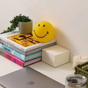 MR MARIA Smiley Bundle Of Light