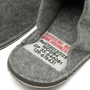 PUEBCO Small Slipper