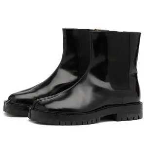 MAISON MARGIELA Tabi Chelsea Boots