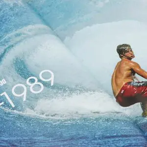 RIZZOLI Surfer Magazine : 1960-2020