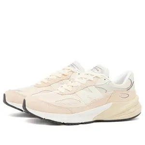 NEW BALANCE U990vr6 Sneakers - Pink