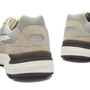 S.W.C STEPNEY WORKERS CLUB Amiel S-strike Runner Sneakers - Light Grey