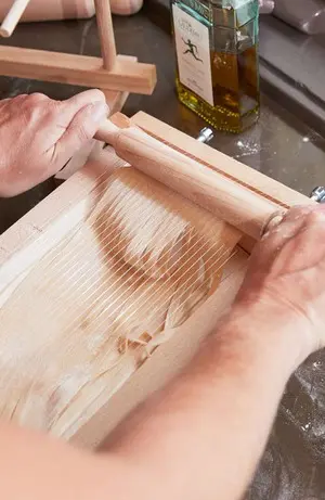 VERVE CULTURE Chitarra With Rolling Pin