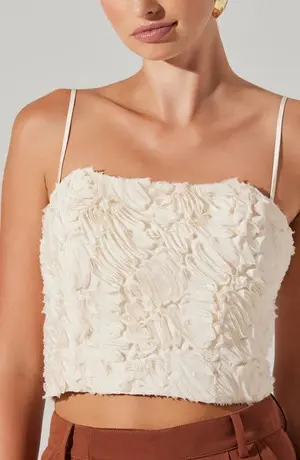 Astr The Label Kalinda Textured Crop Camisole