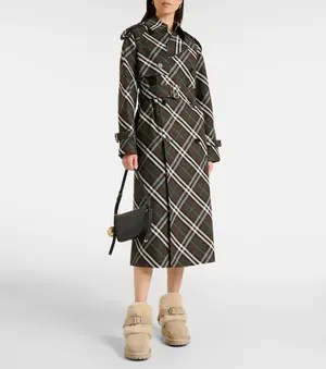 Burberry Shearling-trimmed Suede Ankle Boots - Green