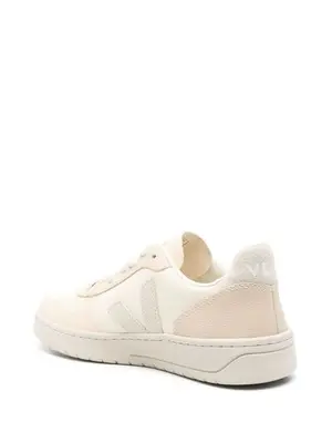 VEJA V-10 Sneakers - Neutrals