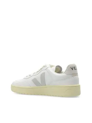 VEJA V-90 Leather Sneakers - Neutrals