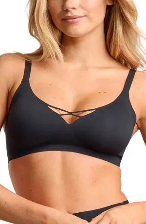 SIELLA No-show V-neck Bra - Black
