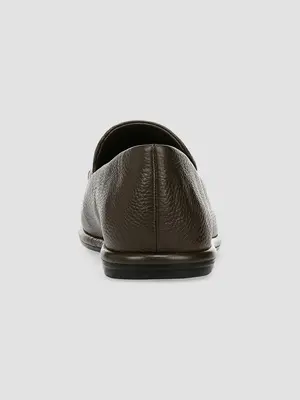 Vince Hann Pebbled Leather Loafers - Cocoa Brown