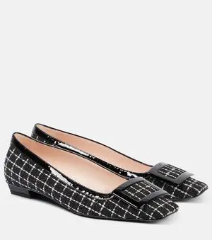 ROGER VIVIER Belle Vivier Bouclé Pumps - Black