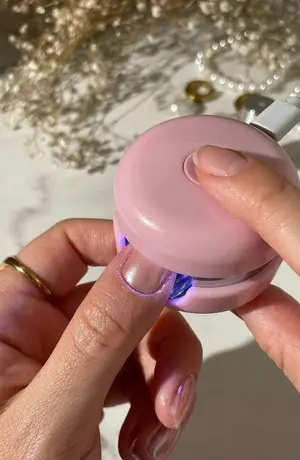 LE MINI MACARON Le Pearl Chrome Powder Set
