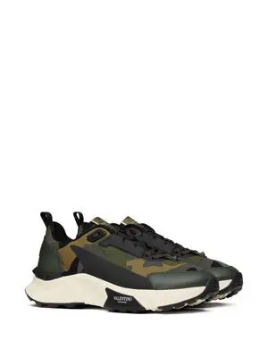 Valentino Garavani True Act Sneakers - Green