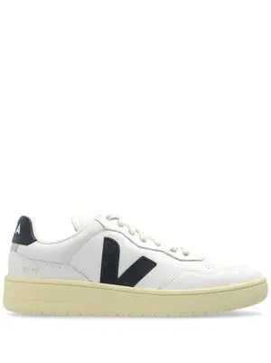 VEJA V-90 Sneakers - White