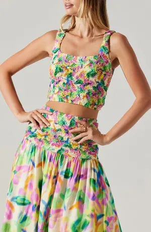Astr The Label Abstract Print Crop Top
