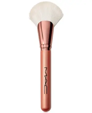 MAC COSMETICS Sunstruck 143s Bronzer Fan Brush 171s