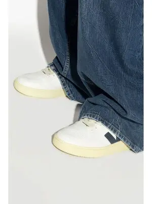 VEJA V-90 Chromefree Leather Sneakers - White