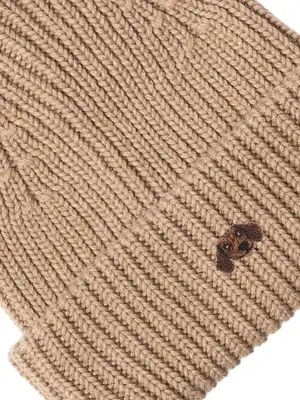 PELO FOUNDATION Sausage Dog Beanie - Neutrals